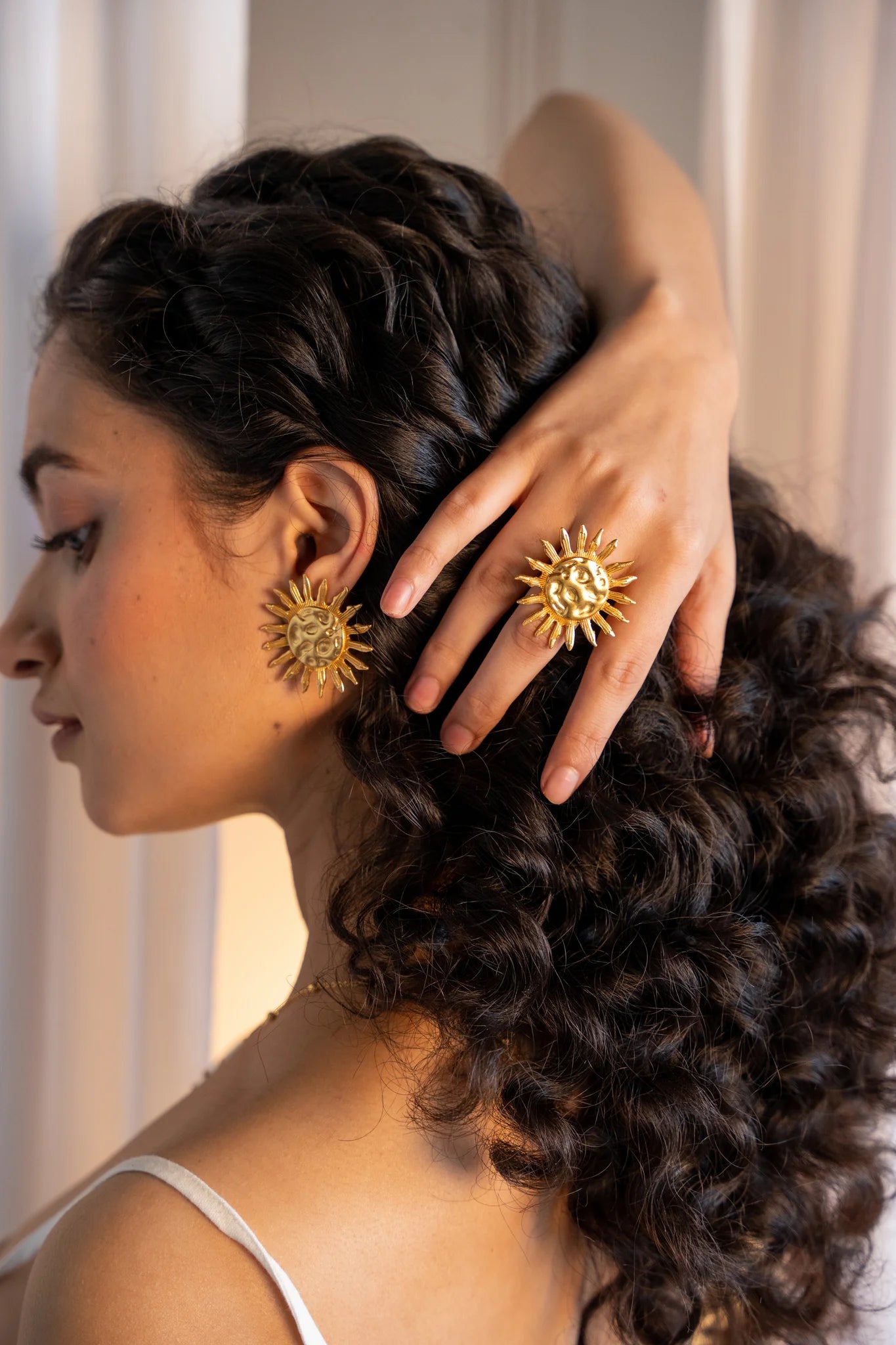 Helios Earring – Saka