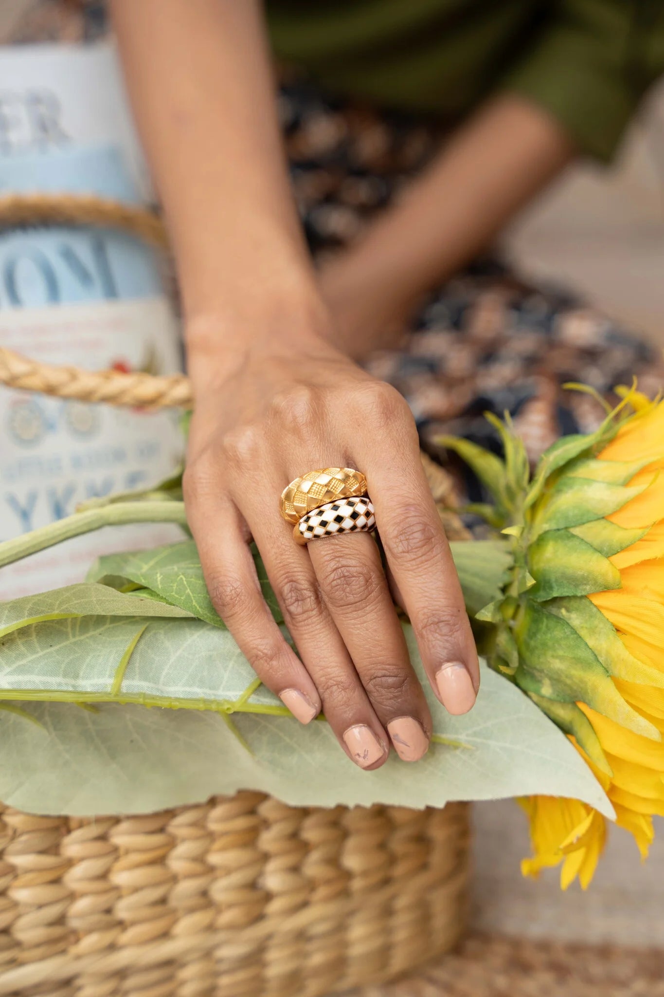 Checkered Ring (Enamel) – Saka