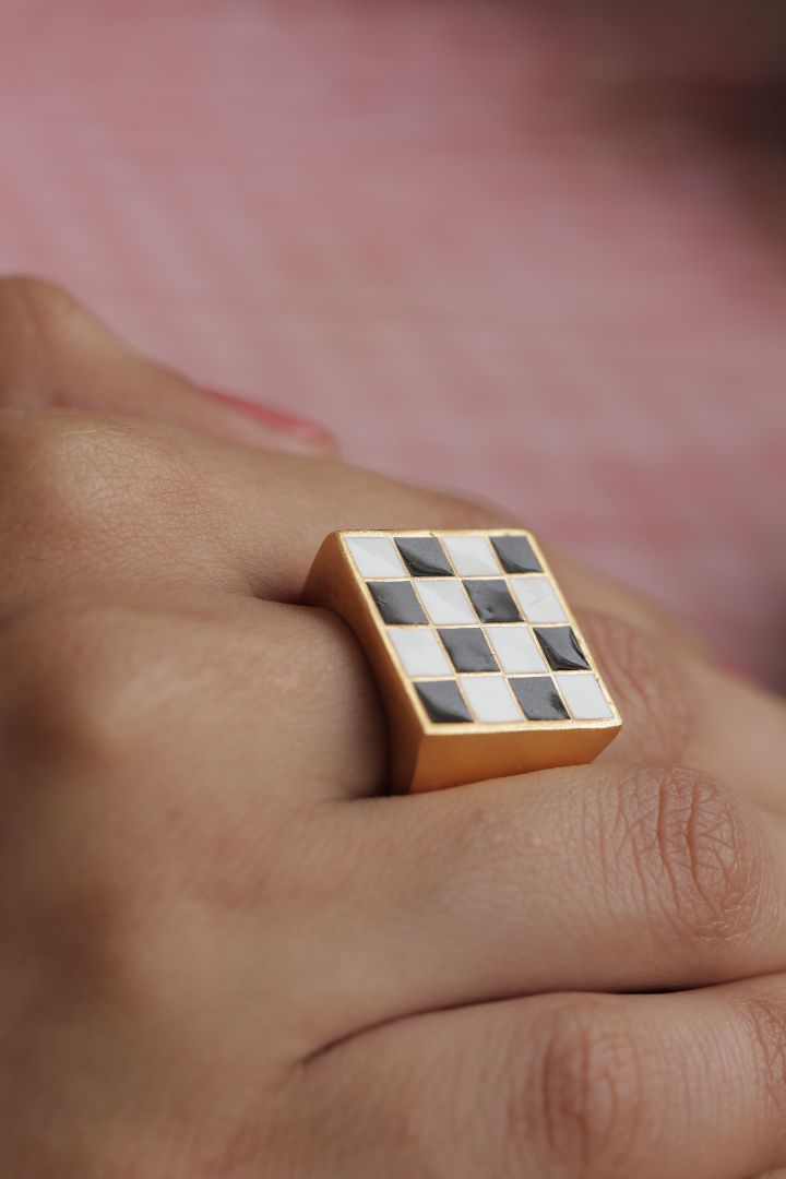 Collections – Saka